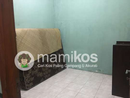 Kost Pak Kirno Wiyung Surabaya