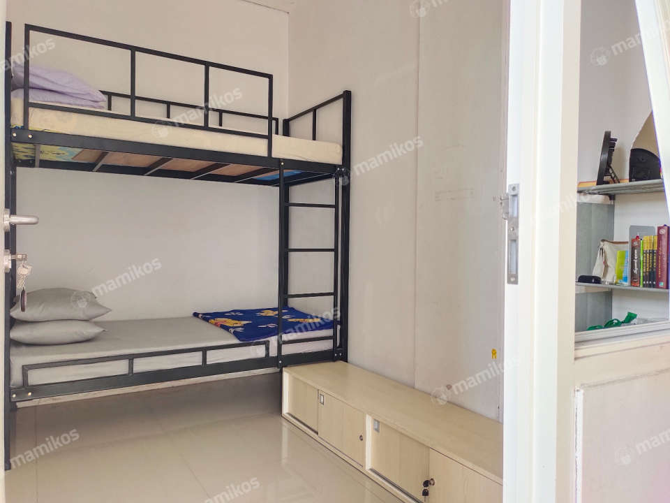 Kost Mahasiswi Mahad Quran Rabbani Cidadap Bandung