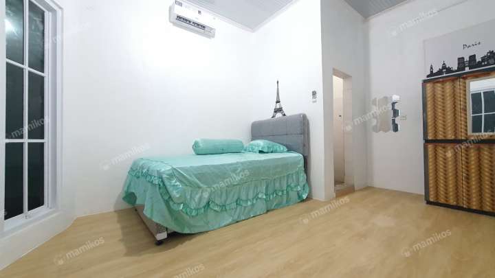 Kost White Serang Serang