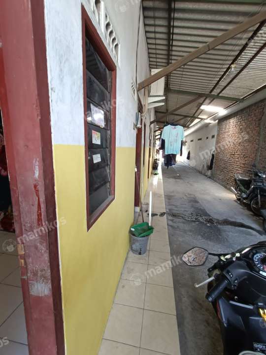 Kost Surabaya Kost Campur Murah Kost Pak Ncep Tipe Non AC Lakarsantri ...