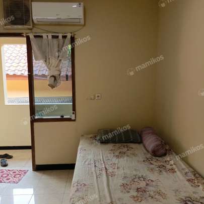Kost Ibu Yustin Tembalang Semarang