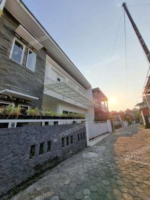 Kost Omah Wetan Deluxe Ngaglik Sleman