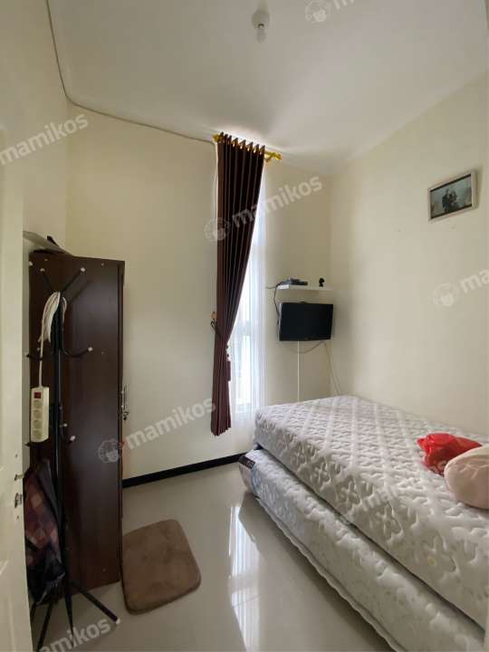 Kost Kabupaten Malang Kost Putri Eksklusif Kost Green Royale Pakis ...